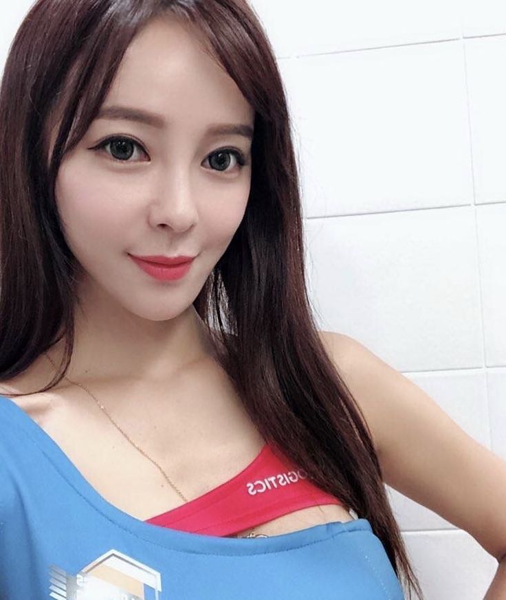 [精選]韓國賽車女郎 - Zuvio 校園話題