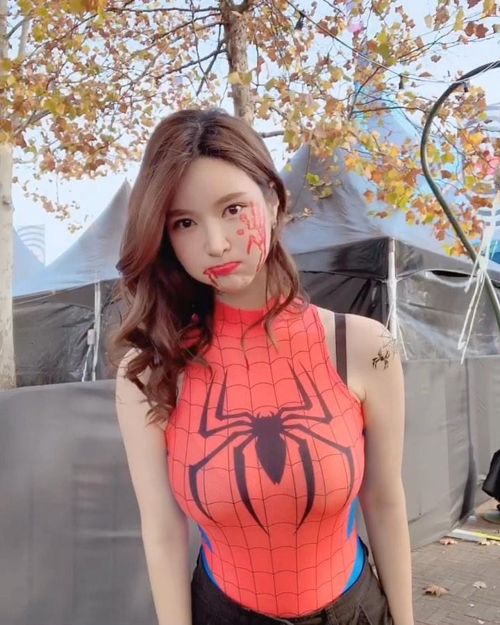 {眼鏡驚呆}有這種蜘蛛人，阿斯!!! - Zuvio 校園話題