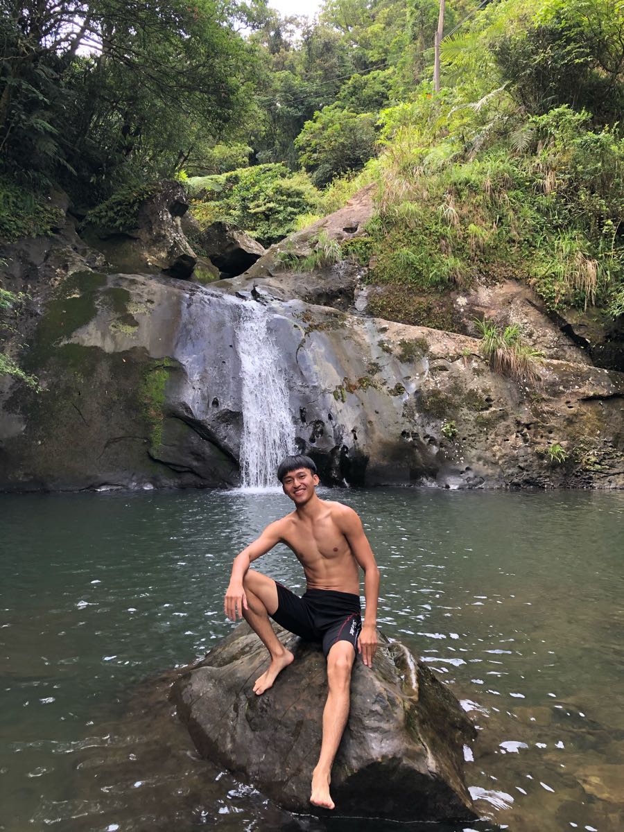 想認識real點的人 btw上課太無聊xD - Zuvio 校園話題