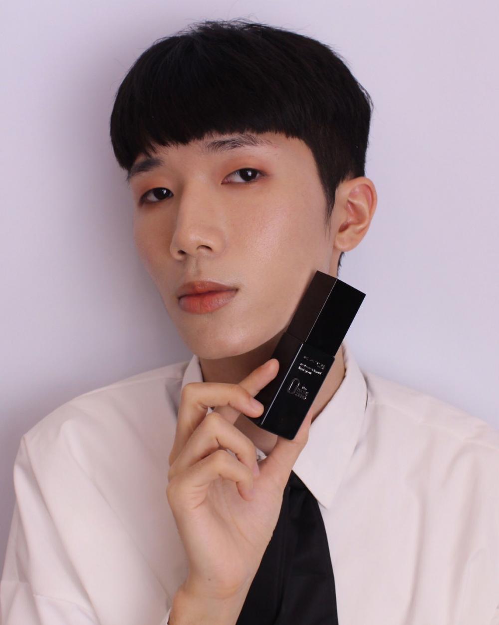 KATE 夏季底妝新品，賞你個棚拍感光澤美肌！＃zook玩開箱 - Zuvio 校園話題