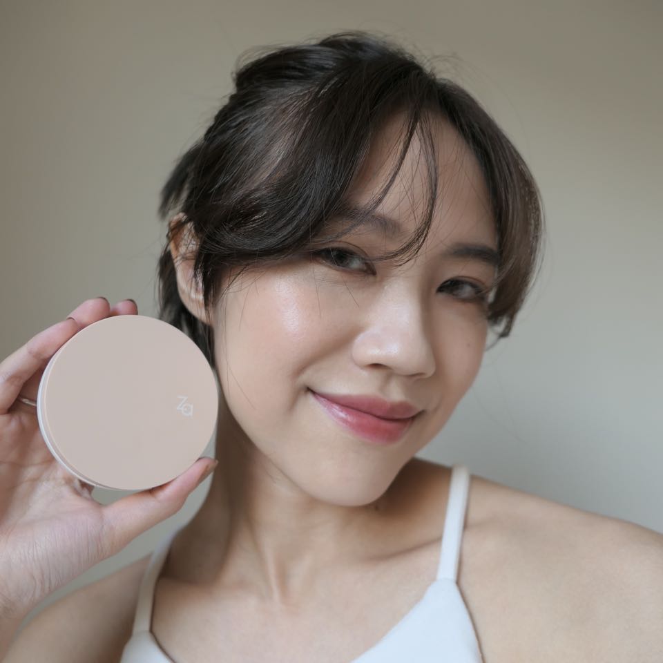 拍上「Za美肌光圈輕氣墊」讓我每刻都有無死角的光澤美肌! #ZOOK玩開箱 - Zuvio 校園話題