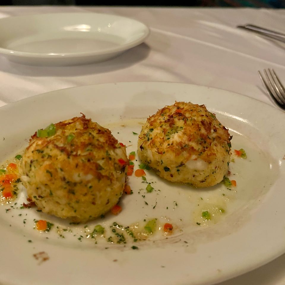 氛圍感滿分的高級西餐廳🍴 - Zuvio 校園話題