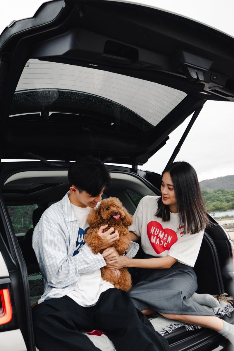 後座戀人 ｜ 情侶影像寫真 - Zuvio 校園話題